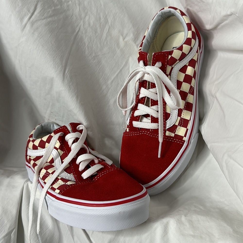 Vans Red Checkered Shoes - Gem